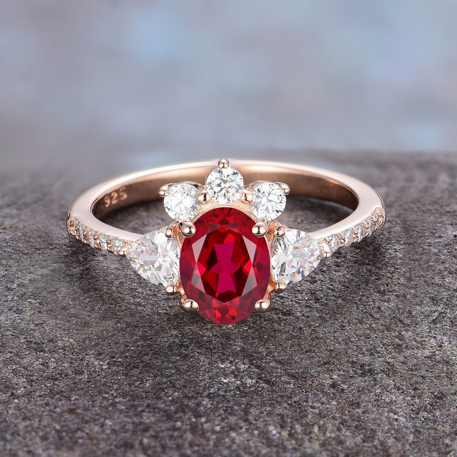 4-Prong vs. 6-Prong Rings: How to Choose the Perfect Setting for Your ...