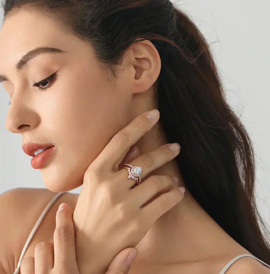 What’s the Meaning of Rings on Each Finger? – Romalar Jewelry